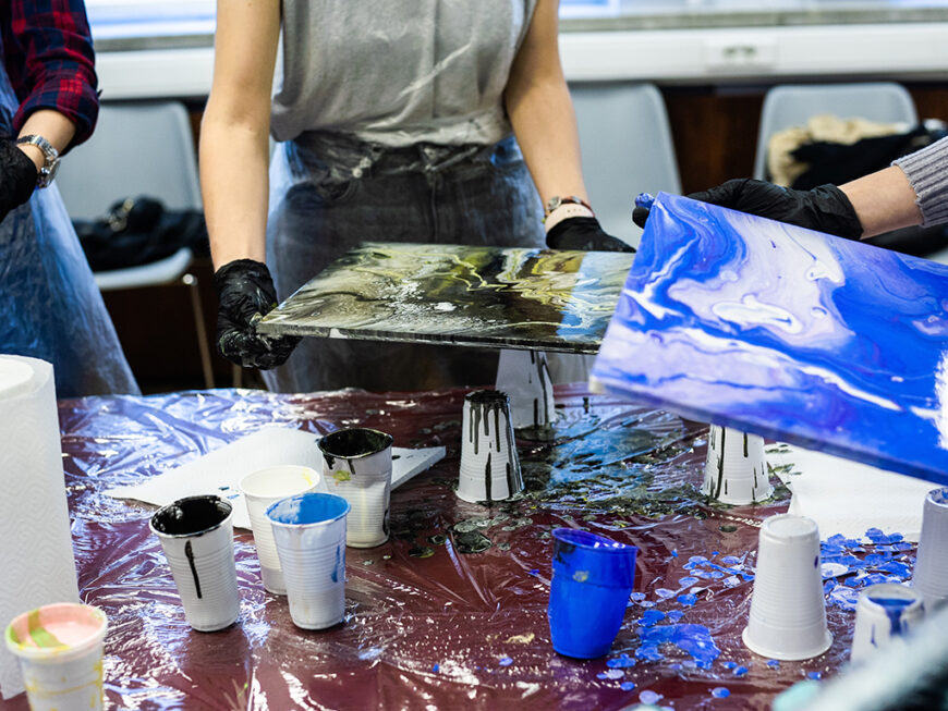 The Benefits of Art Therapy for Mental Health and Self-Expression ...